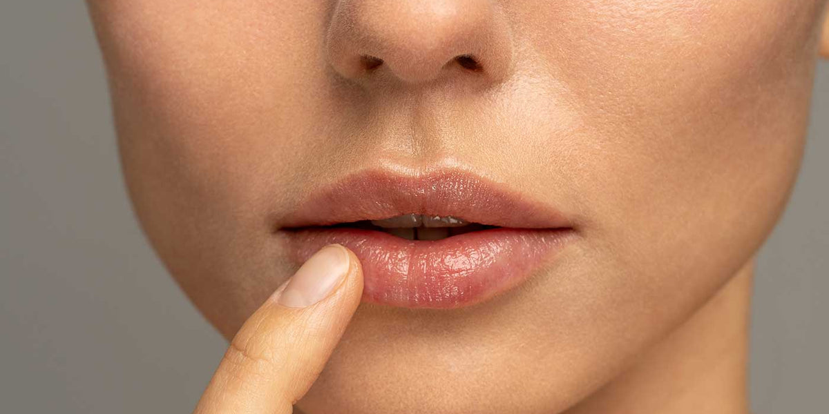 7 Easy Tips to Keep Dry Lips Moisturized During Winter — Miro